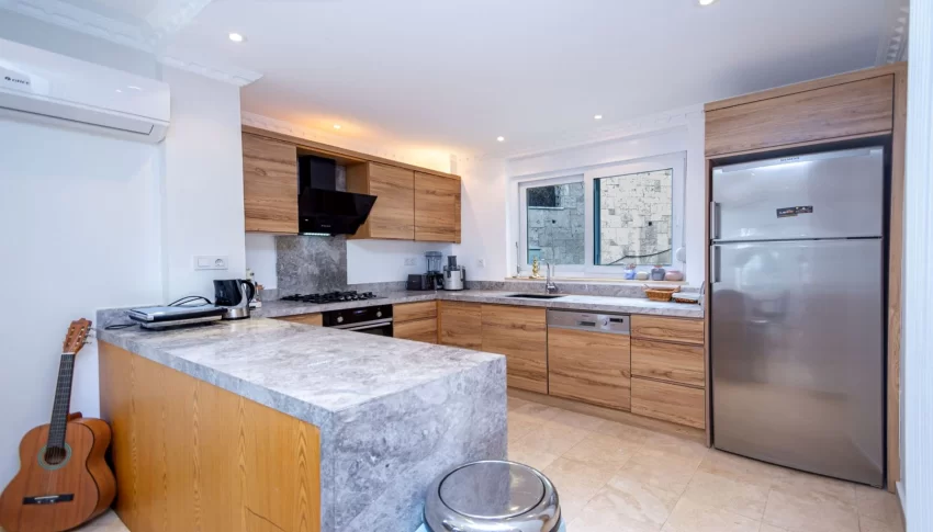 FURNISHED 2+1 VILLA WITH SEA, CASTLE & MOUNTAIN VIEWS IN ALANYA CİKCİLLİ